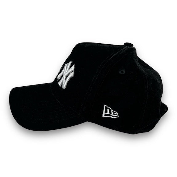 Mets x Yankees 00WS New Era 9FORTY AF Black Snapback Hat – USA CAP KING